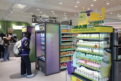 韩国试行对华团客免签激发流通市场活力 | 韩联社