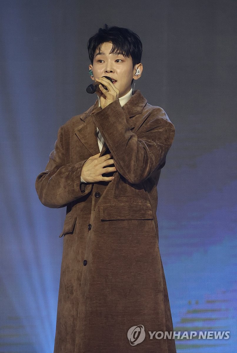 Paul Kim献唱 | 韩联社